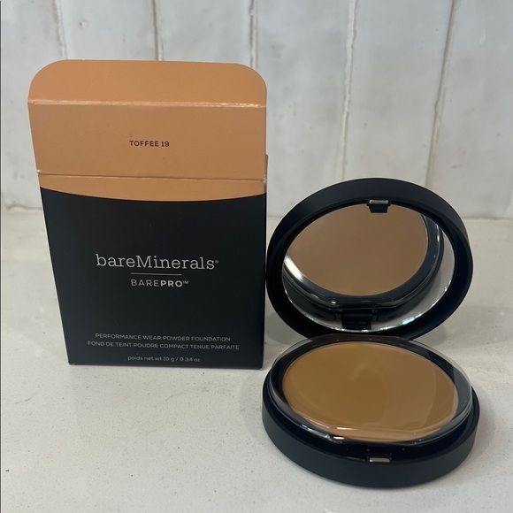 bareMinerals | Makeup | Bareminerals Barepro Powder Foundation Toffee 9 ...